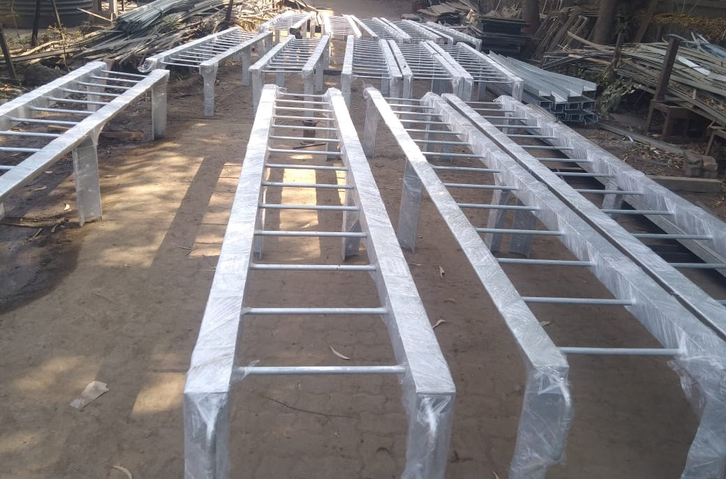 How a Marine Boarding Ladder Improves On-Board Safety